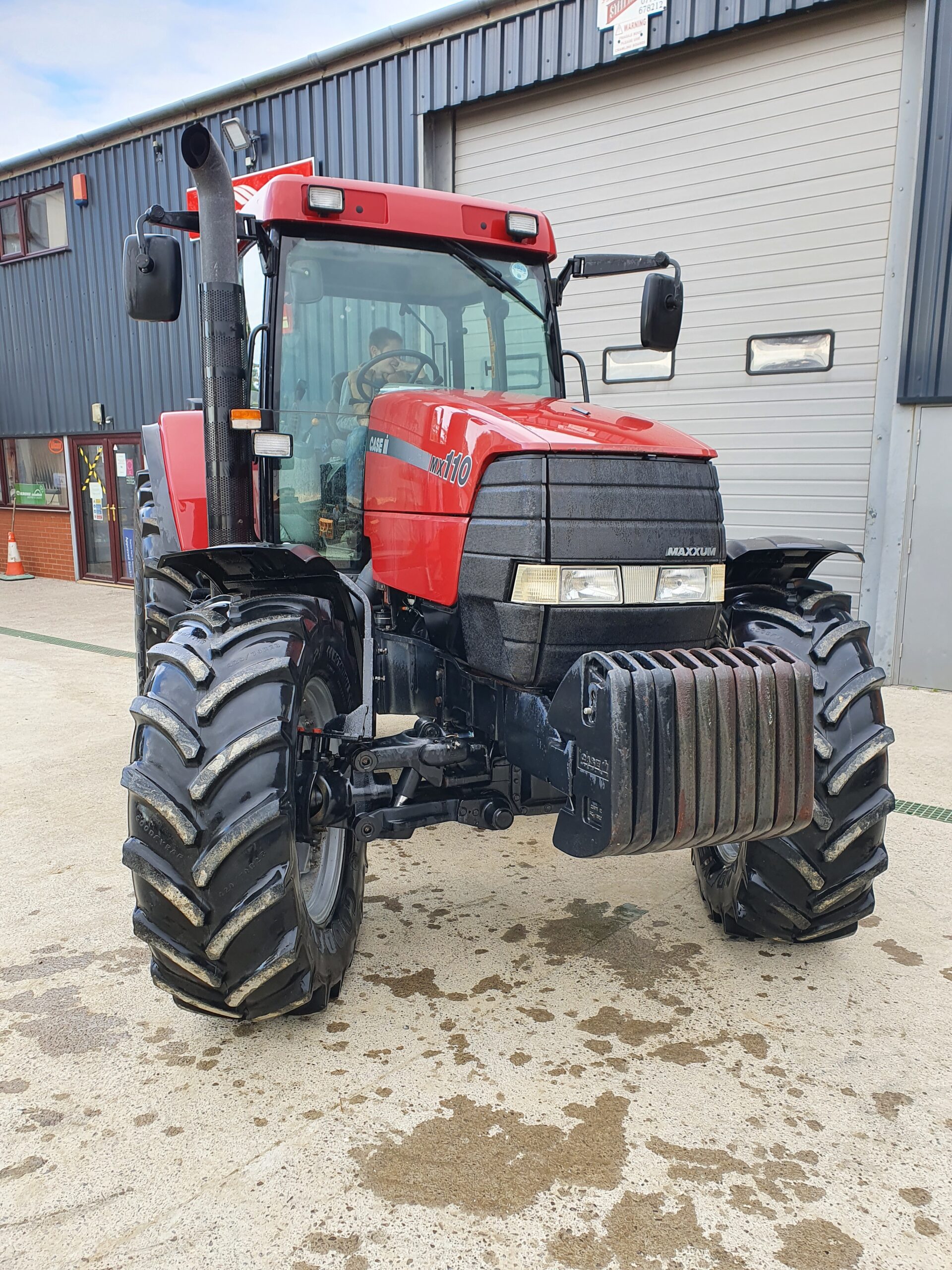 Case MX110 Tractor